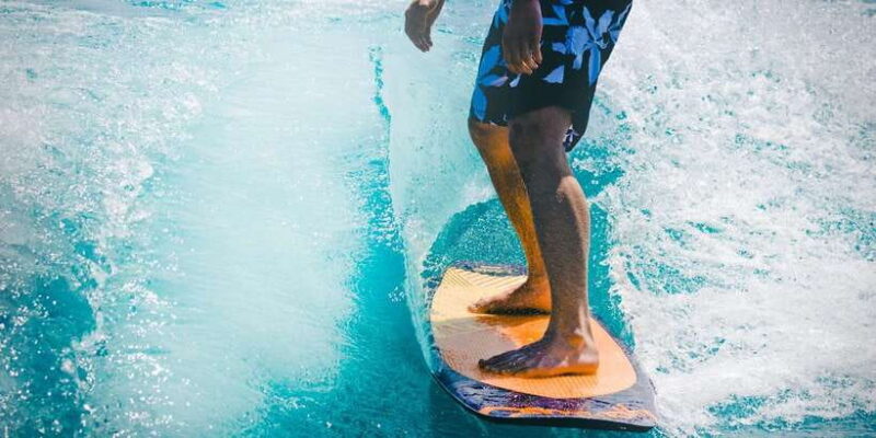 Surfing in Unawatuna - Key Points