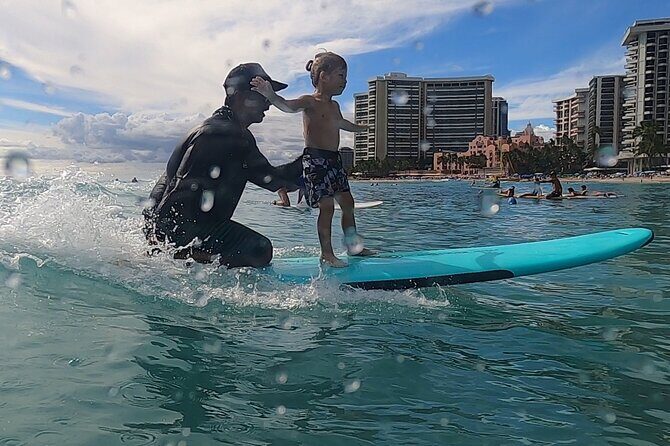 Surfing Lessons in Waikiki - What to Expect on Your Waikiki Surf Lesson