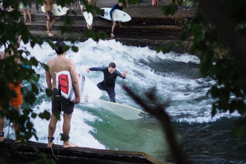 Surfing on Munich all Year even Winter: Englischer Garten - The Practicalities and Value