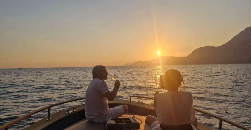 Surprise your other half with a fiery, romantic sunset - Key Points