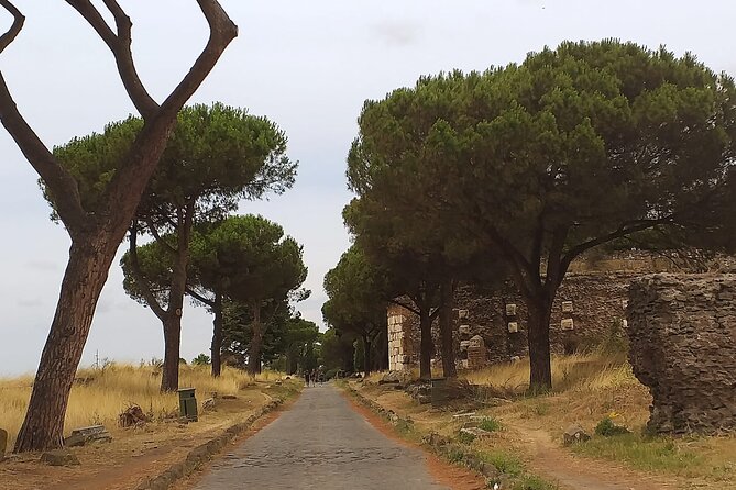 Surroundings of Rome on Vespa - Discovering Romes Charm