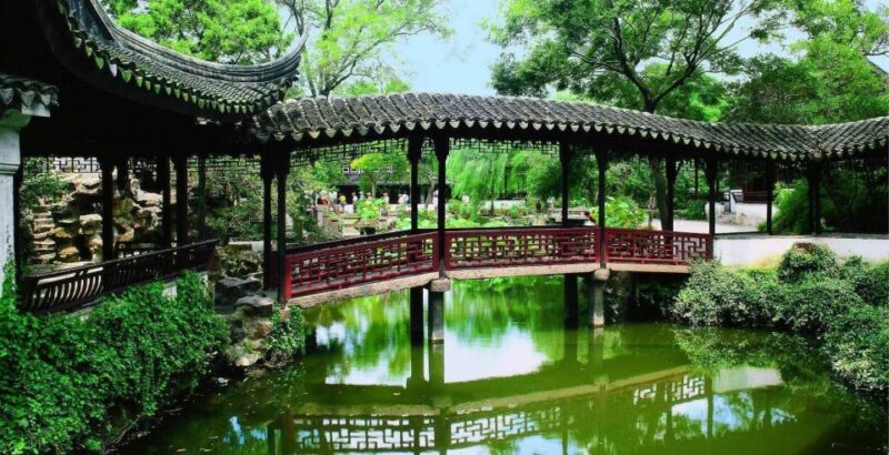 Suzhou: Gardens and Tongli or Zhouzhuang Water Town - Who Will Love This Tour?