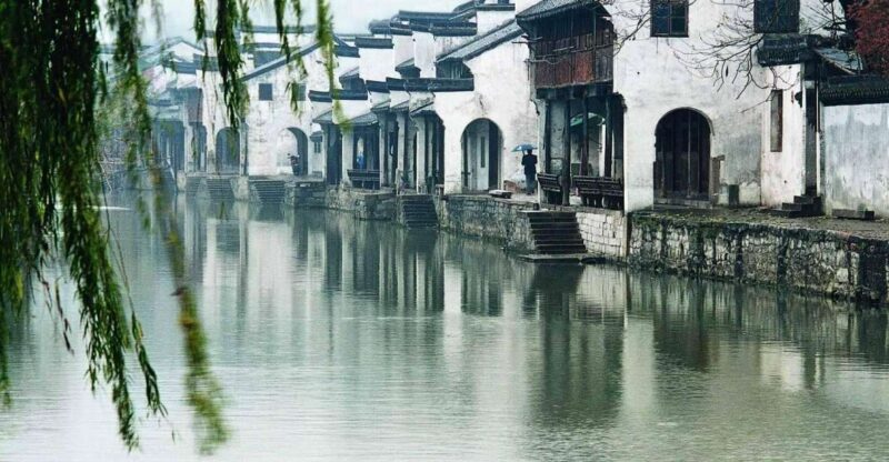 Suzhou: Gardens and Tongli or Zhouzhuang Water Town - FAQs