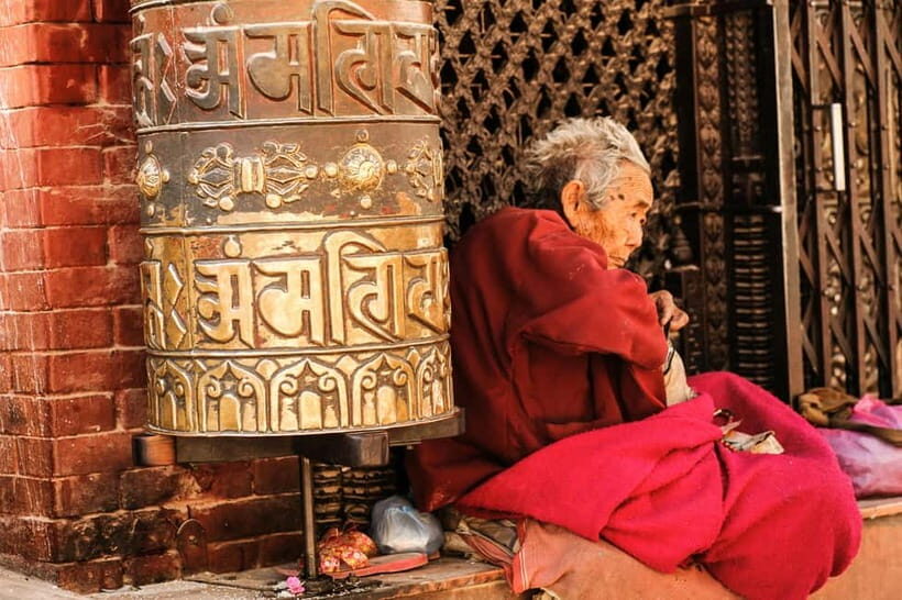 Swayambhunath: Sunset and City Lights Tour - FAQ