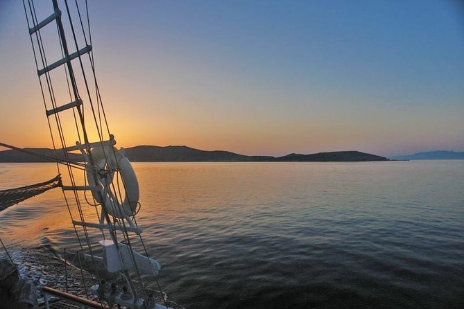 Swim and Fun at Rhenia and Iconic Views! - Refreshments and Amenities