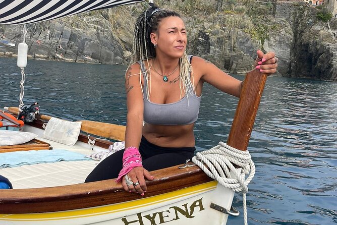 Swim&Enjoy 5 Terre on the PINK Hyena With Captain Jenny! - Why Choose Captain Jenny for Your Tour