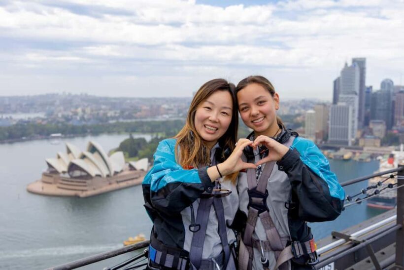 Sydney: BridgeClimb Mandarin Summit Insider - An In-Depth Look at the Sydney BridgeClimb Experience