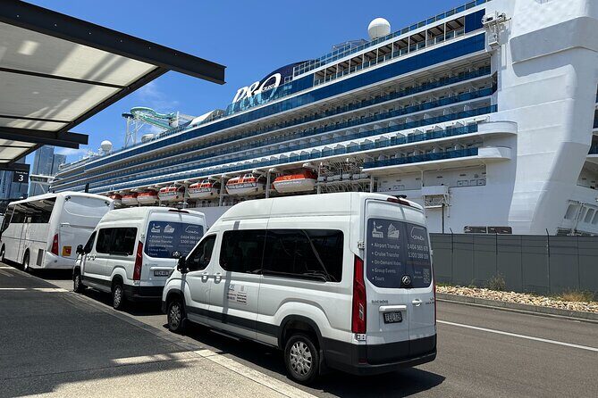 Sydney Cruise Transfers a Premium 11 Seater Minibus - An In-Depth Look at Sydney Cruise Transfers with Ozminibus