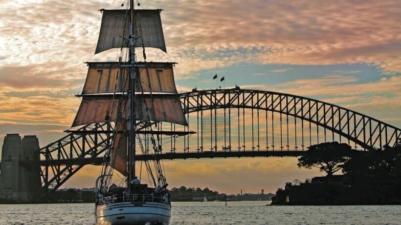 Sydney: Harbor Sunset Cruise with Dinner - An Authentic Sailing Experience in the Heart of Sydney