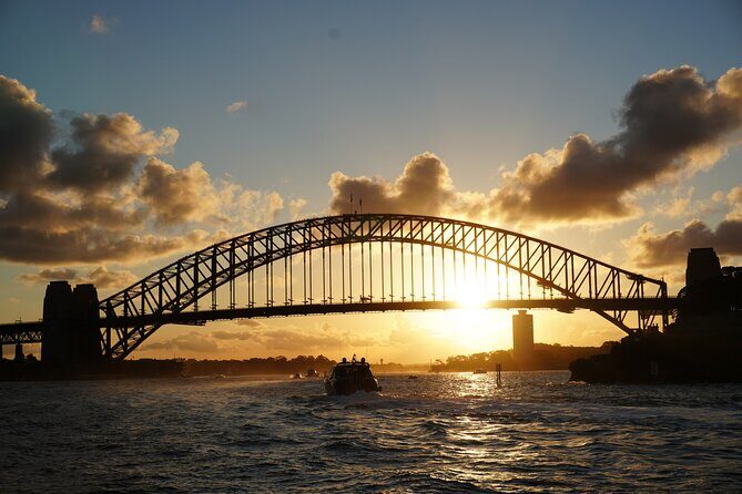 Sydney Harbour Discovery Dinner Cruise Scenic Sights and Buffet - Exploring the Experience in Detail