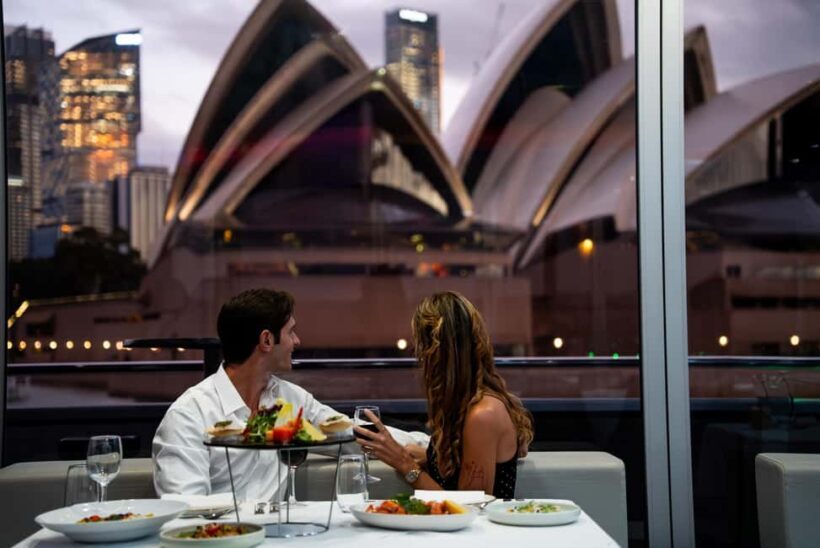 Sydney Harbour: Glass Boat Signature Dinner Cruise - An In-Depth Look at the Experience