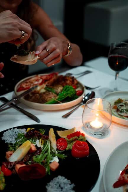Sydney Harbour: Glass Boat Signature Dinner Cruise - FAQ