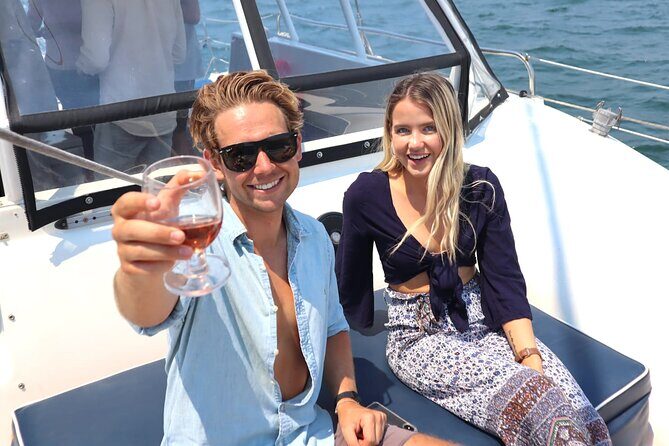 Sydney Harbour Highlights & Aussie Bites Catamaran Cruise - FAQs