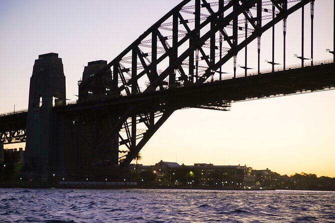 Sydney Harbour Iconic Sunset Selfies Tour - Garden Island and Athol Bay