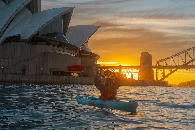 Sydney LED Lit Kayak Tour of the Opera House and Bridge - Key Points