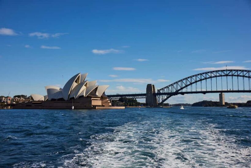 Sydney: Mother's Day Harbour Cruise with Lunch and Drinks - Key Points