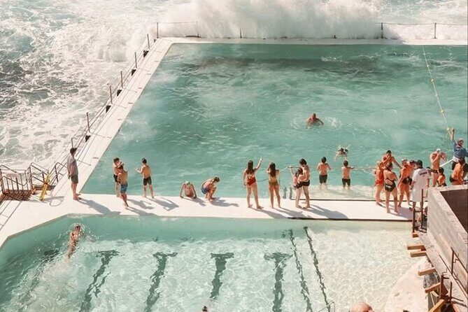 Sydney Private Full Day Tour || History, Icons and Beaches - Discovering Bondi Beach and the Coastal Charm of Kirribilli