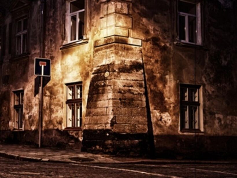 Sydney: Spirits of the Rock and Dark Past Walking Tour - An Overview of the Experience