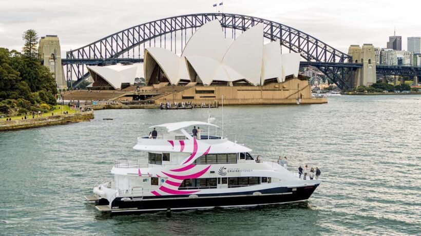 Sydney: Sydney Harbor Lunch Cruise with Welcome Drink - The Sum Up