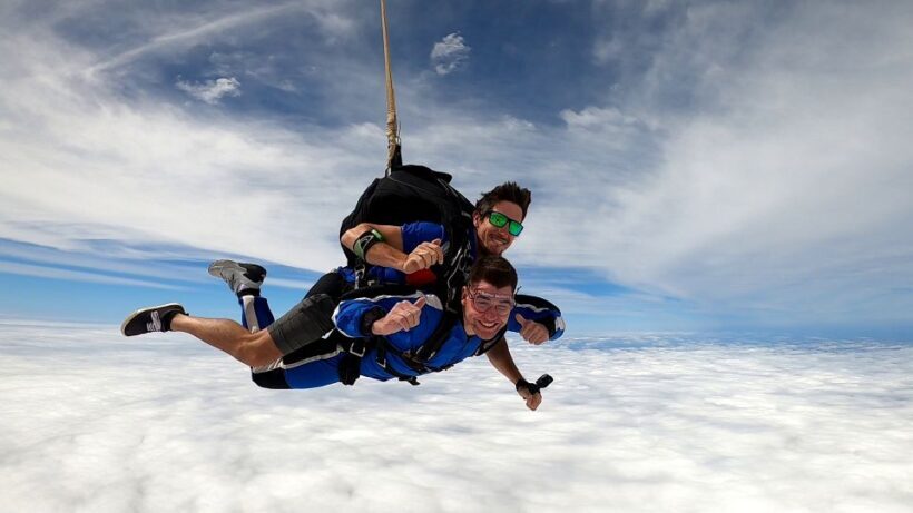 Sydney: Tandem Skydive with Optional Transfers - Key Points