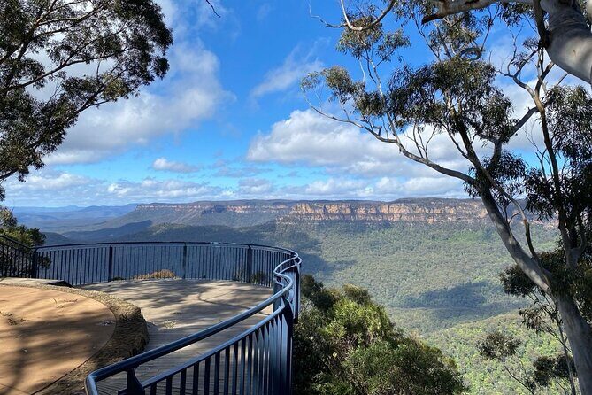 Sydney to Blue Mountains Day Tour - Luxury Vehicle 5 to 7 Guests - The Transportation Experience: Comfort and Convenience