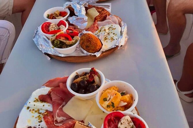 Syracuse: Boat tour with Aperitif 2 hours - FAQ