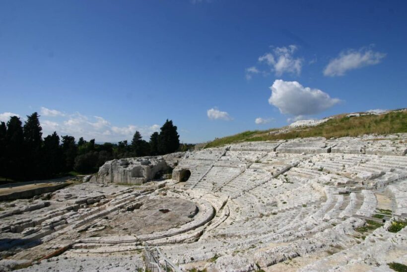 Syracuse: Neapolis and Greek Theater guided tour - Starting Point and Logistics