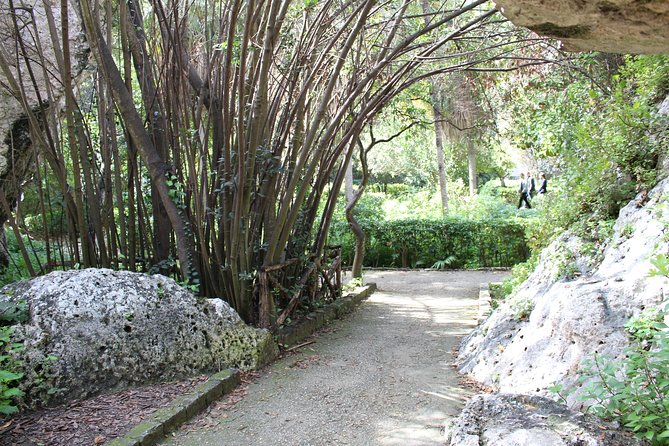 Syracuse & Noto - Day Tour from Taormina - Who Should Consider This Tour?