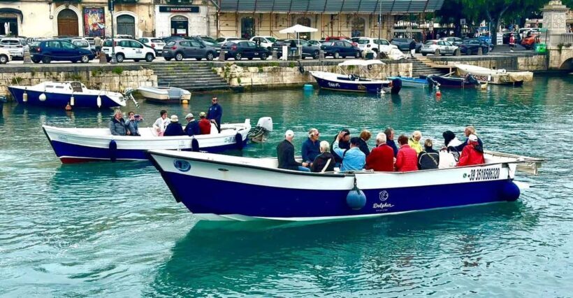 Syracuse: Private boat tour of Ortigia and sea caves - What to expect during your two hours afloat