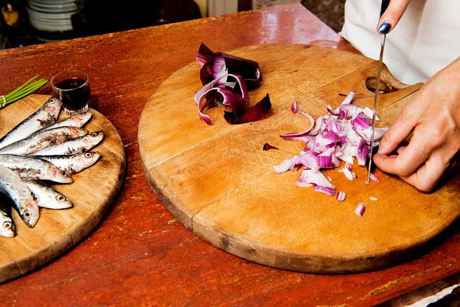 Syracuse Walking Tour & Traditional Cooking Class with Wine - Frequently Asked Questions
