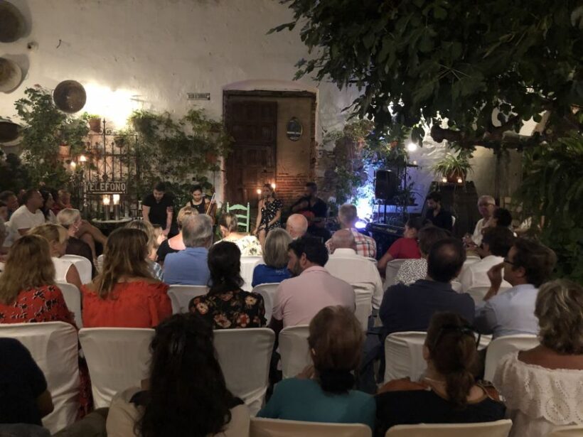 Tablao Flamenco La Puerta Ancha entrance ticket - Practical Details: Timing, Accessibility, and Booking