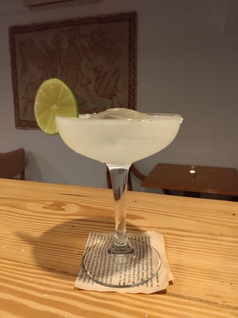 Table Zero: Cocktail Night in Style with Tapas Included - Discovering the Heart of the Experience