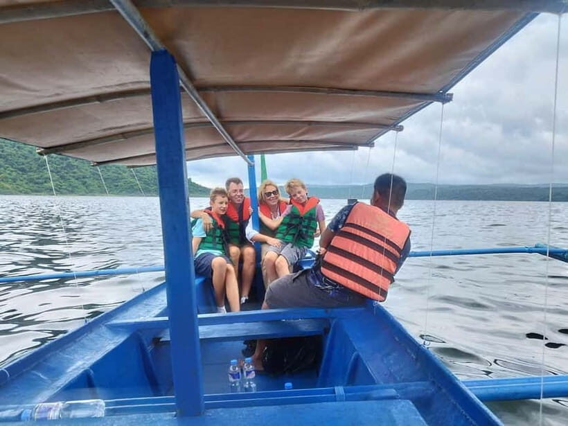 Tagaytay: Taal Lake Cruise & Tagaytay Day Private Tour - The Sum Up