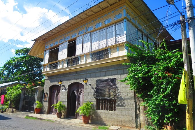 Tagaytay, Taal Volcano & Heritage Town: A Journey of Discovery - Transportation and Group Size