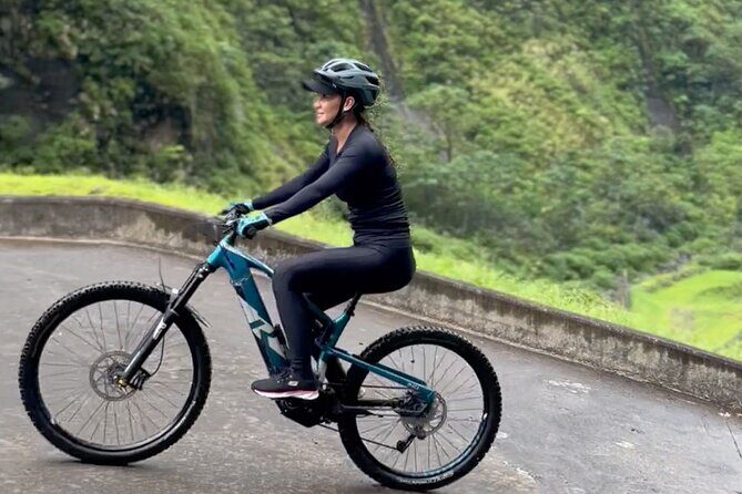 Tahiti excursion adventure circuit MTB MTB E-Bike private valley - The Value of the Experience