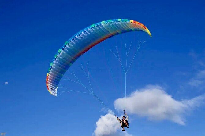 Tahiti: Full Day Tour with Parachute or Paragliding EN - Faarumai Waterfalls
