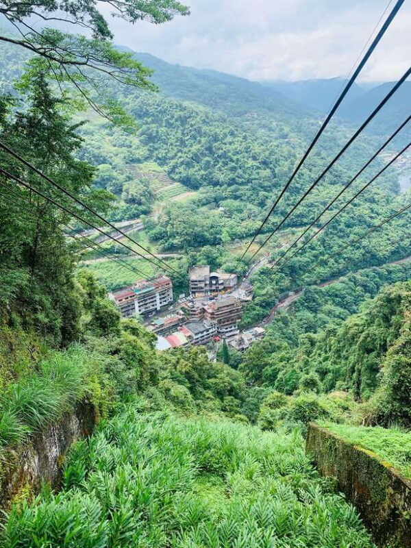 Taipei: 8 Hours Private Day Tour in Wulai with Benz Vito - Historic Trolley Ride