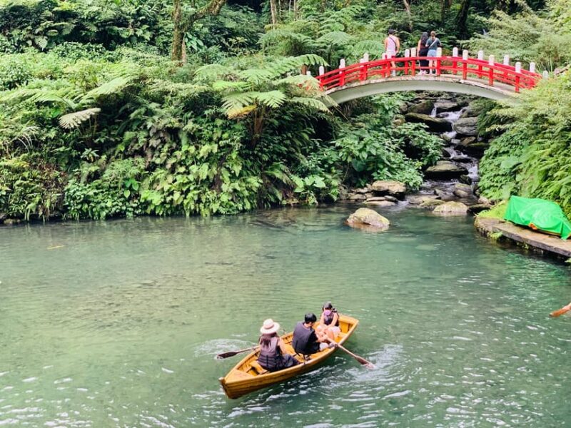 Taipei: 8 Hours Private Day Tour in Wulai with Benz Vito - Wulai Old Street and Cultural Insights