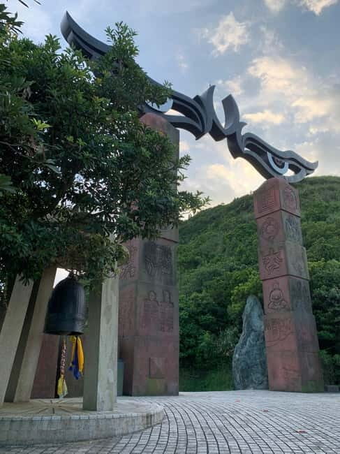 Taipei Private Spiritual Tour with Afternoon Tea & Cycling - Key Points