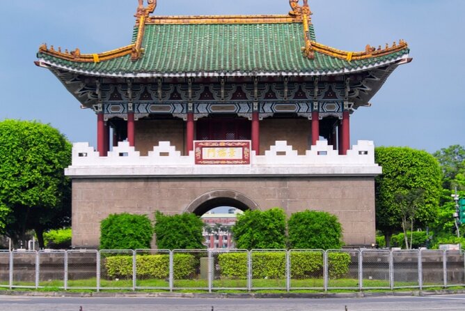 Taipei Scavenger Hunt and Sights Self-Guided Tour - The Practical Side: Cost, Duration, and Convenience