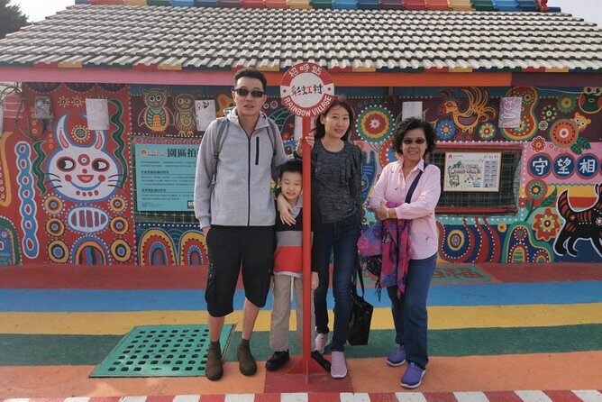 Taipei to Taichung Zhongshe Flower Market and Rainbow Village Day Trip - Practical Details and What They Mean for You