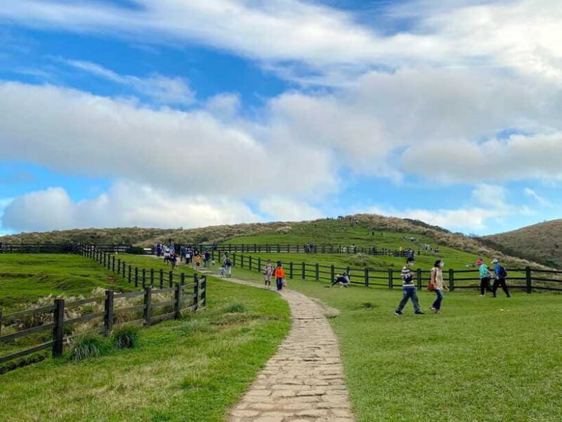 Taipei: Yangmingshan & Beitou Full-Day Tour - Frequently Asked Questions