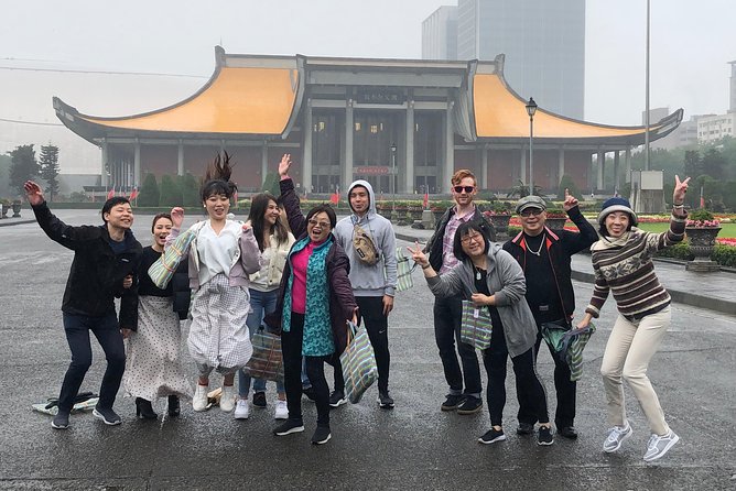 Taiwan Traditional Delicacies Experience, Xiao Long Bao, Chicken vermicelli with mushroom and sesame oil, Tofu strips salad, Bubble milk tea. - The Sum Up