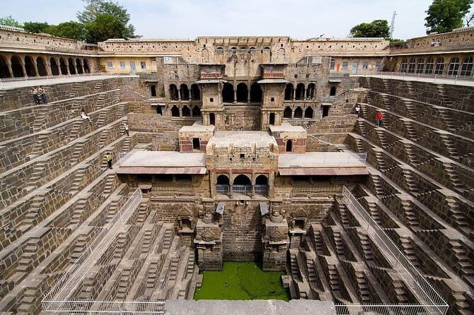 Taj Mahal & Abhaneri Step Well's Day Tour From Jaipur - FAQs
