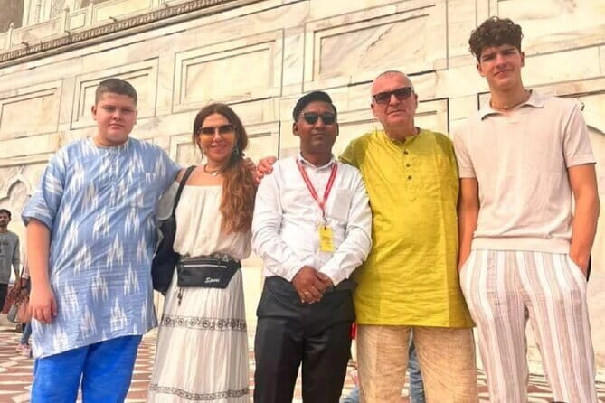 Taj Mahal and Mausoleum Private Guided Tour with Express Entry - Why Choose This Tour?
