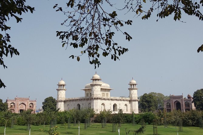 Taj Mahal Day Tour from Delhi by Car - FAQ