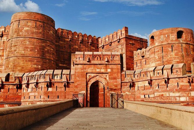 Taj Mahal Day Tour from Delhi by Superfast Train - The Itinerary in Detail