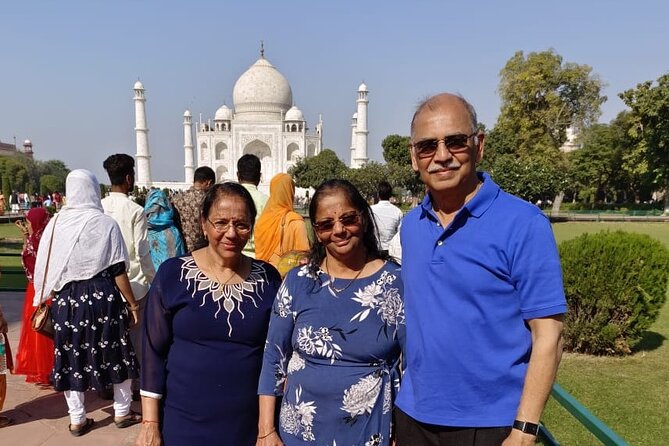 Taj Mahal Day Tour From Delhi by Superfast Train - Lunch and Leisure
