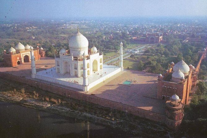 Taj Mahal Day Tour from Delhi with All Step Entry Fee, Tour Guide and Lunch - Detailed Review: What To Expect