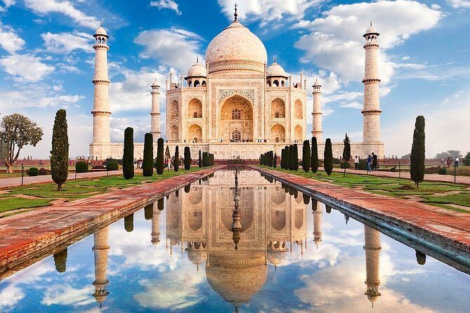 Taj Mahal Day Tour with Mughal Experiance From Delhi - What Makes This Tour Stand Out?